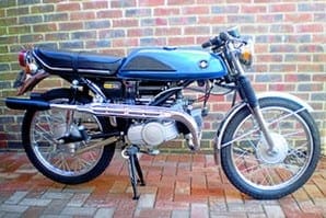 Buying Guide: Suzuki Stinger | Classic Bike Guide Magazine