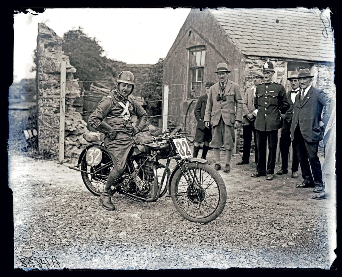 Flashback: Howard R Davies' story | Classic Bike Guide Magazine