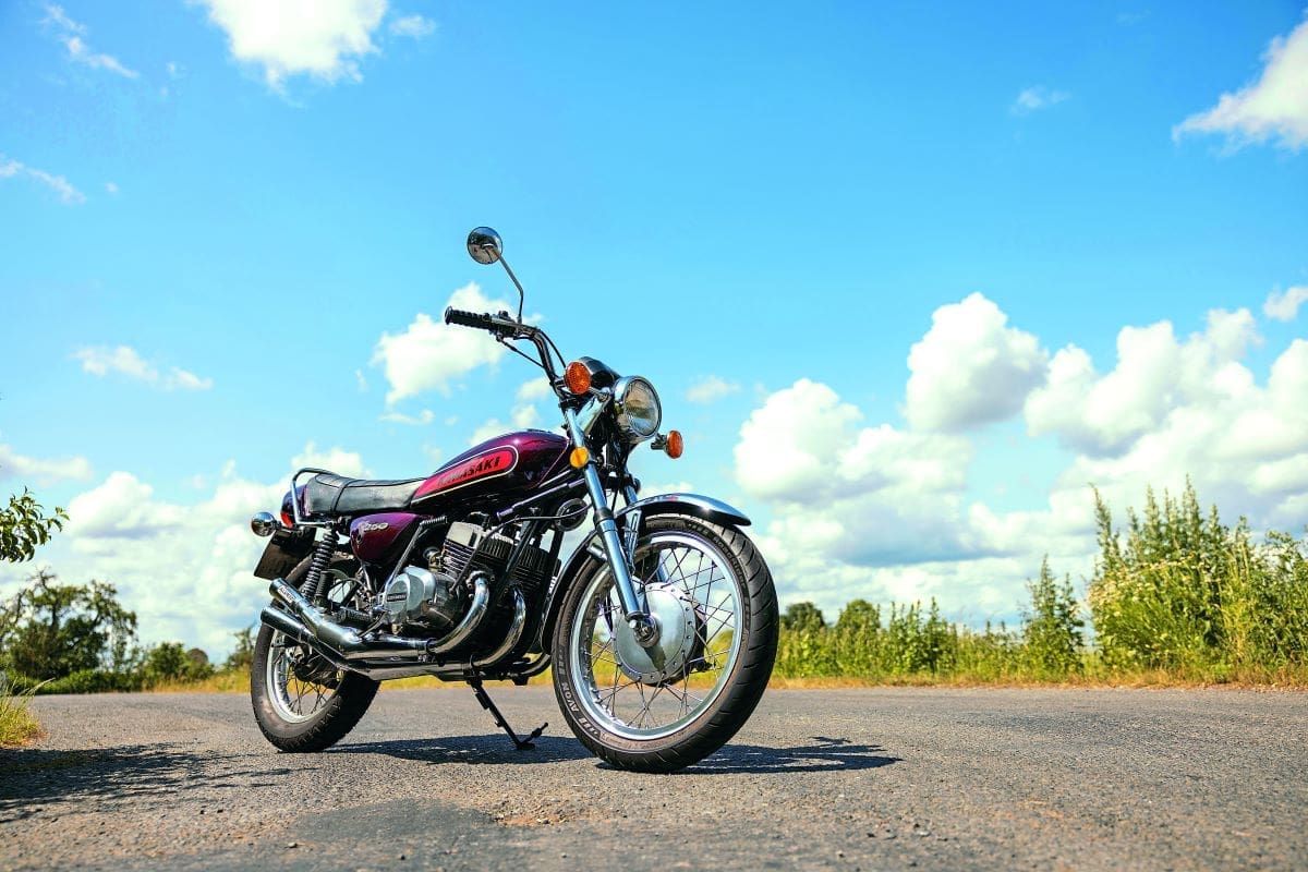 Your guide to... Kawasaki S1B | Classic Bike Guide Magazine